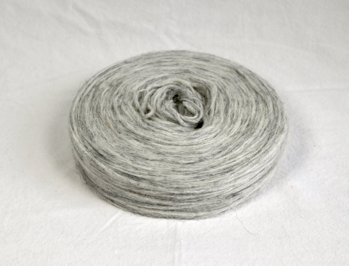 Plötulopi ungesponnene Wolle | hier kaufen | gute-garne.de